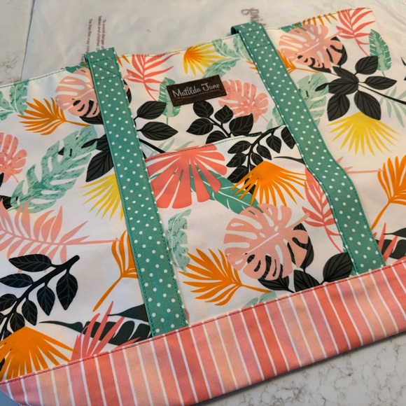 Matilda Jane | Accessories | Nib Matilda Jane Coral And Green Tote Bag ...